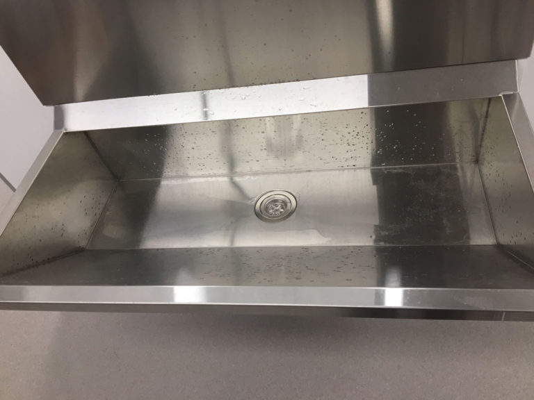 Surgical Scrub Sink Double – VetQuip Catalogue